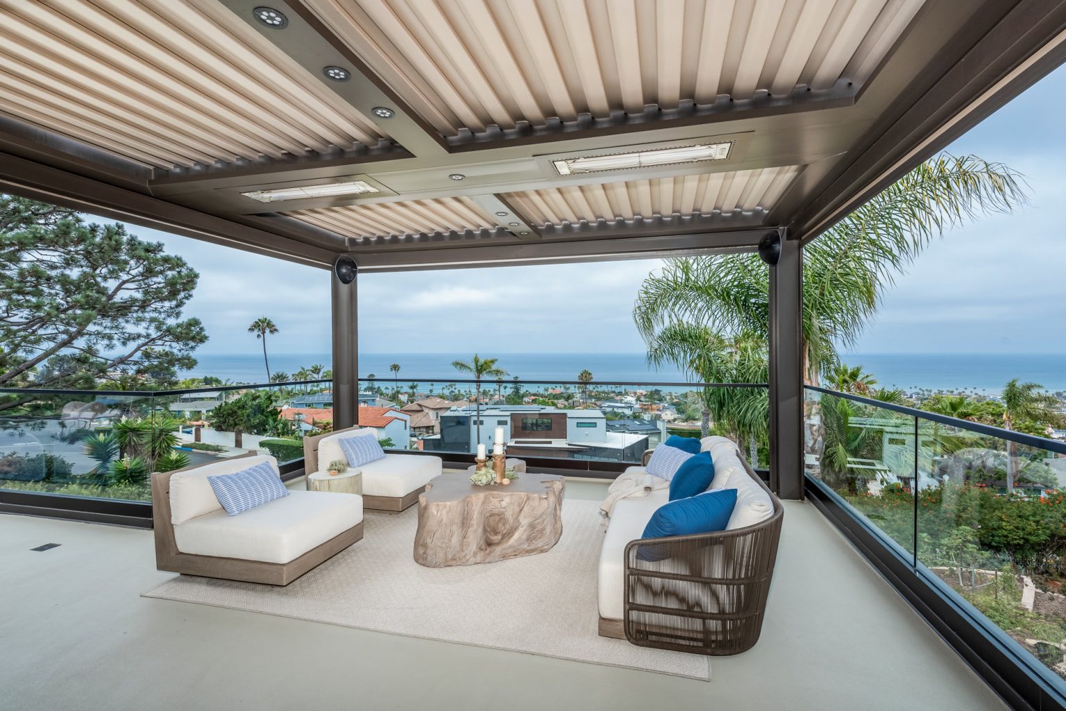 Inside Portfolio Mountain View Retreat - Outdoor Elements